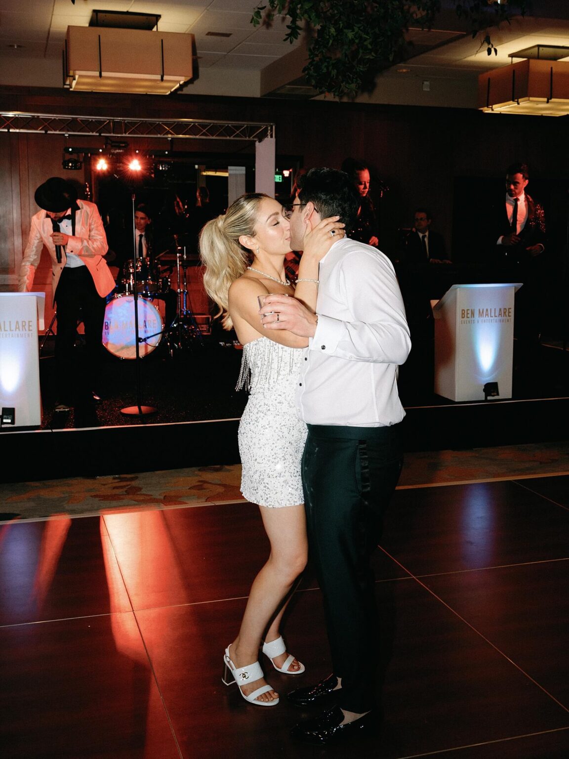 How to Shoot Direct Flash at Wedding Receptions: A Quick Guide ...